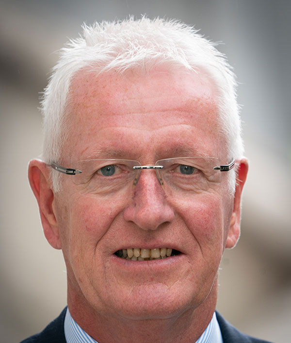 People - Forum of Insurance Lawyers (FOIL)